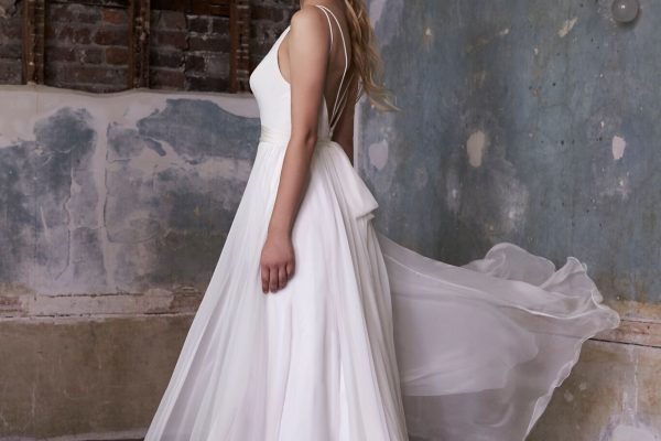 Sassi Holford Wedding Dresses | Stockists St Albans Hertfordshire